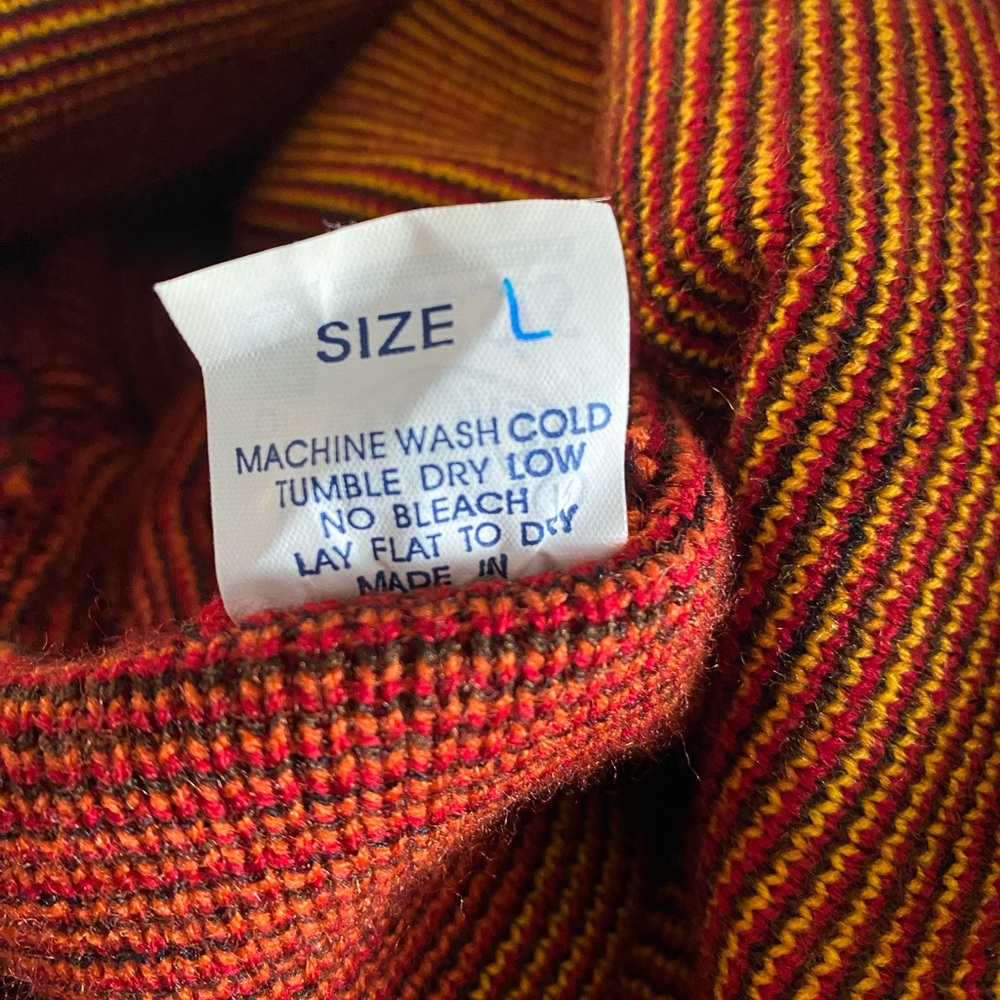 Vintage Genesis Wolf Cardigan Jacket. Large. - Gem